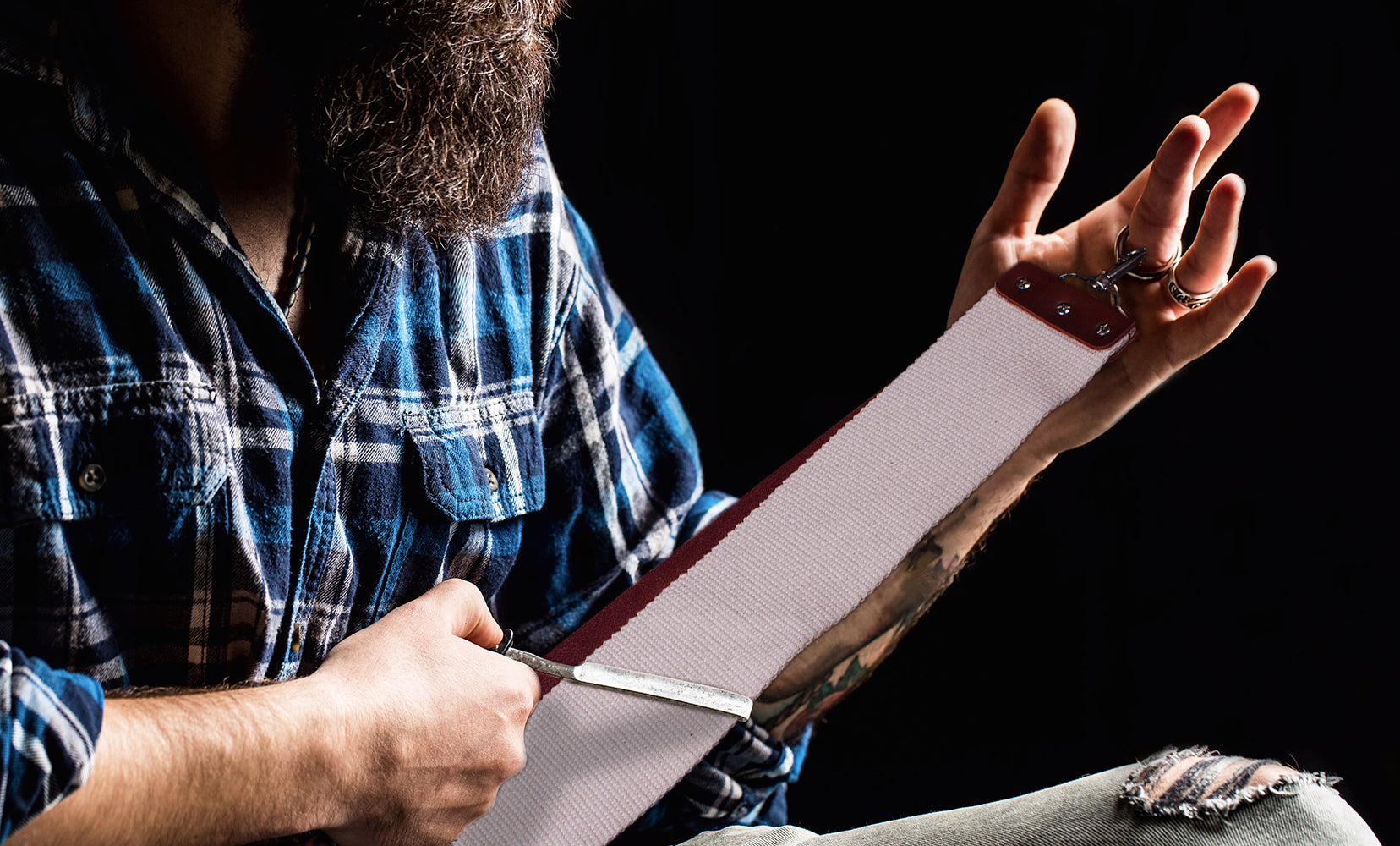 How to use leather sharpening strop. – Lero